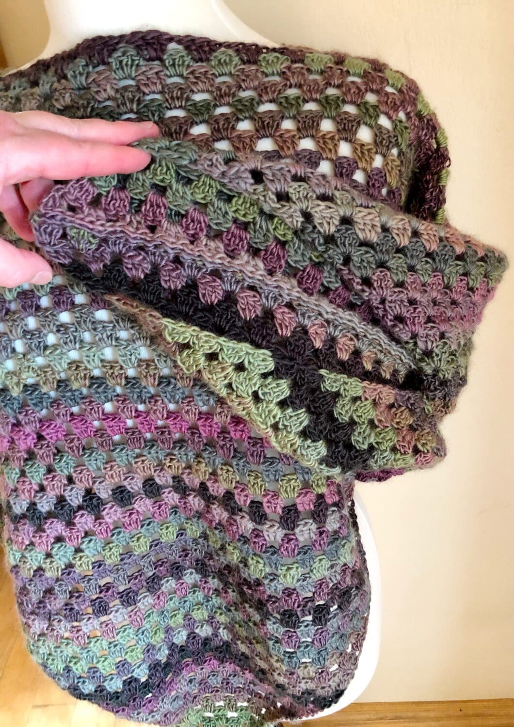 Secret Pathways Triangle Poncho Crochet pattern - Pattern Princess