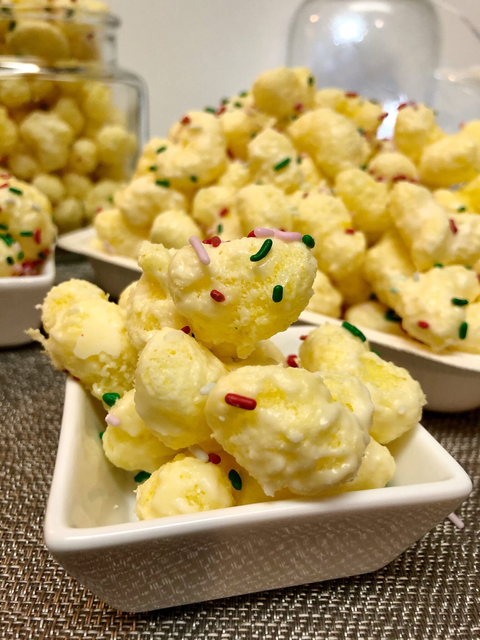 White Chocolate Puff Corn Crack - Pattern Princess