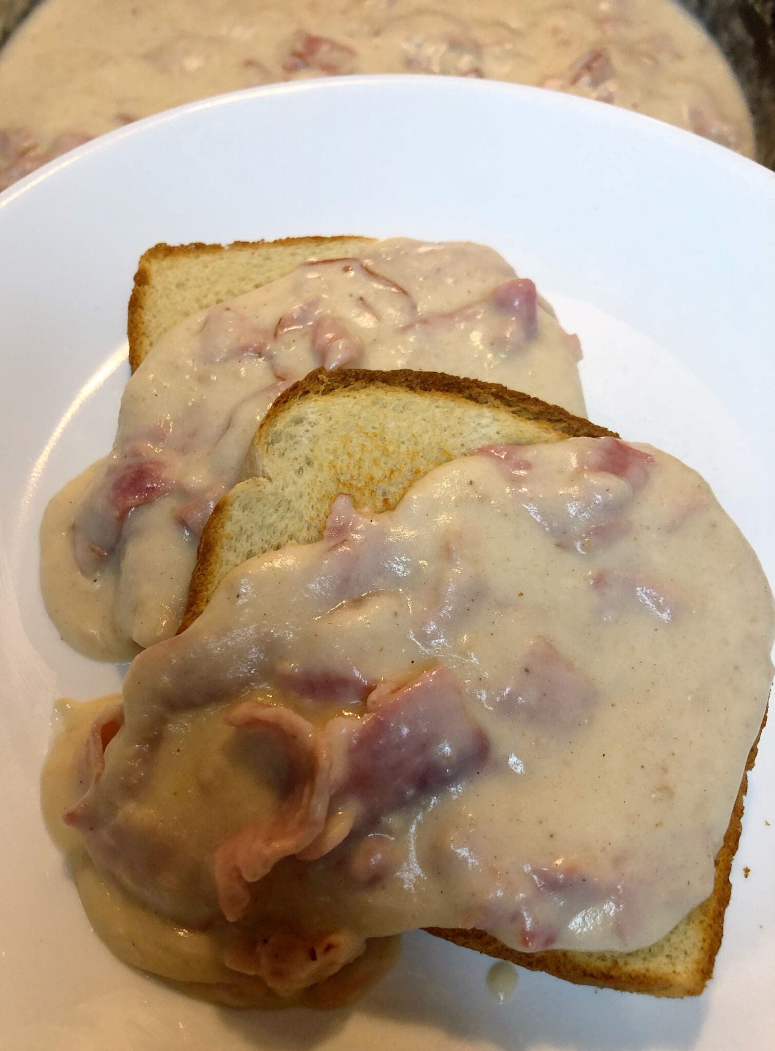 Easy Creamed Ham on Toast - Pattern Princess