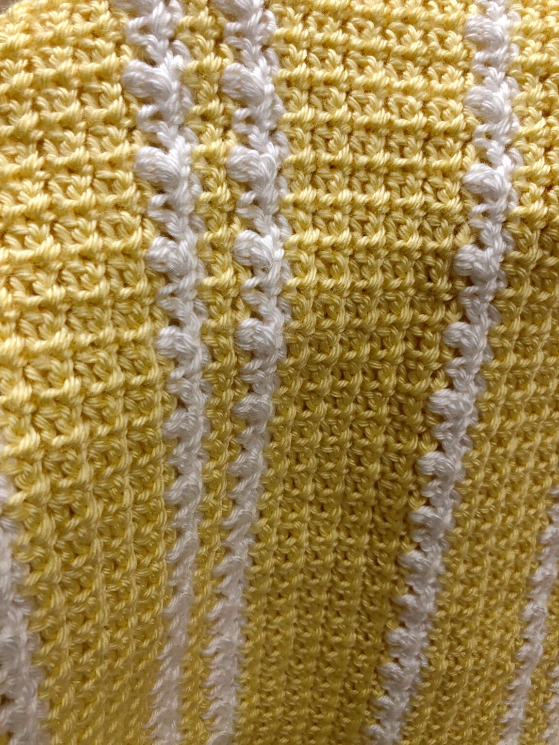 Pretty Crochet Mesh and Berry Baby Blanket - Pattern Princess