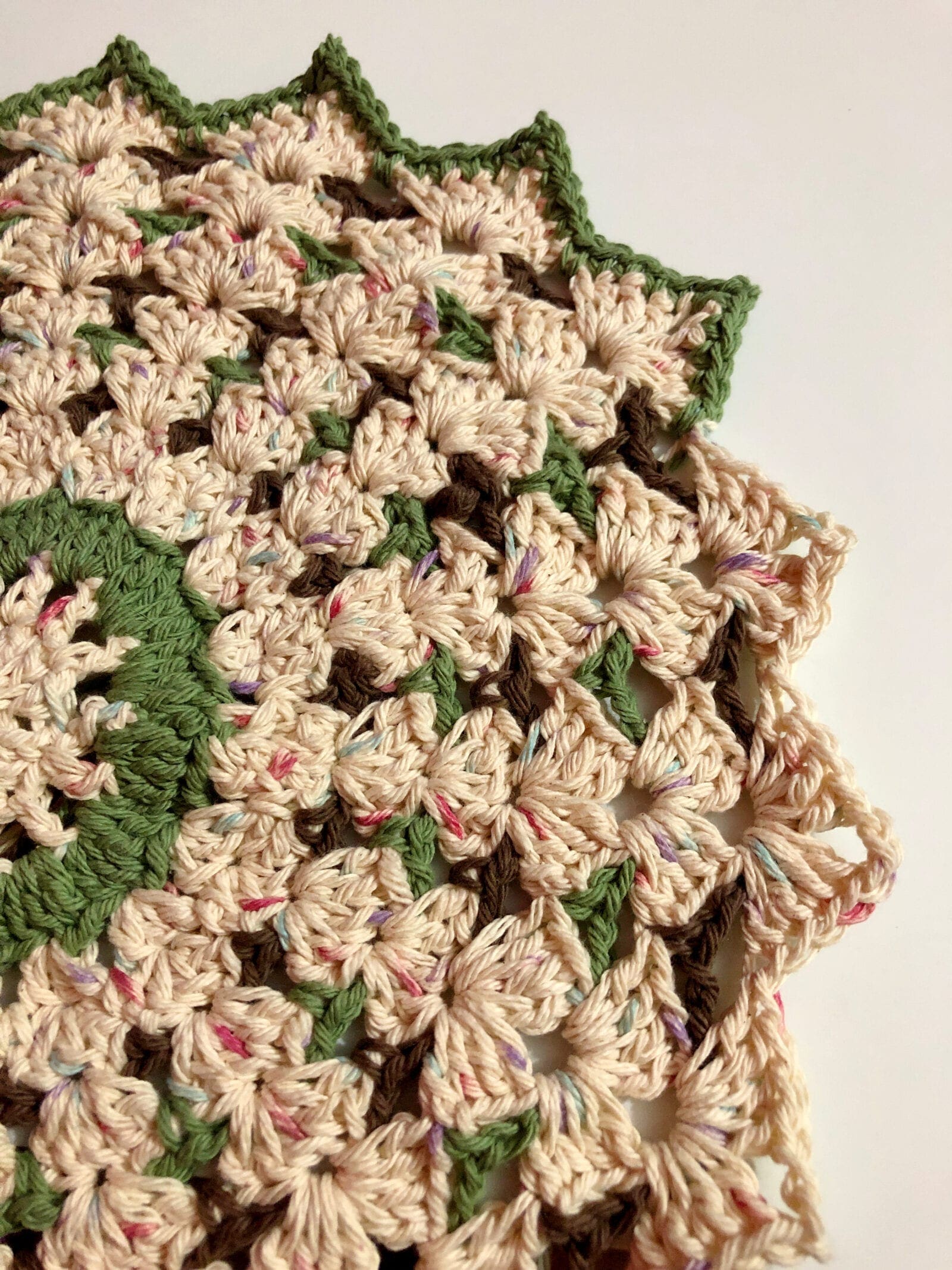 Crochet Shell Stitch Round Doily Free Pattern - Pattern Princess