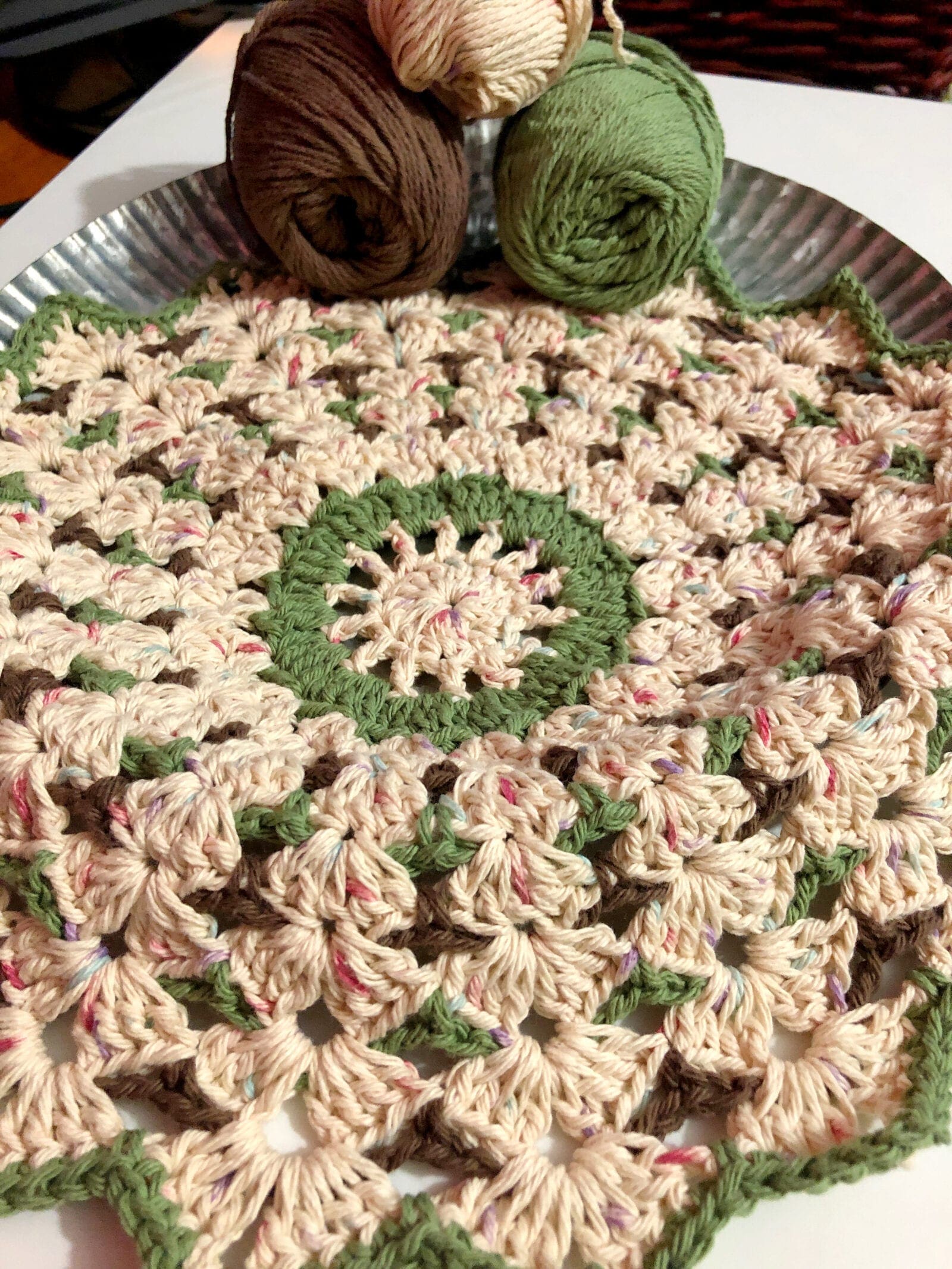 Crochet Shell Stitch Round Doily Free Pattern - Pattern Princess