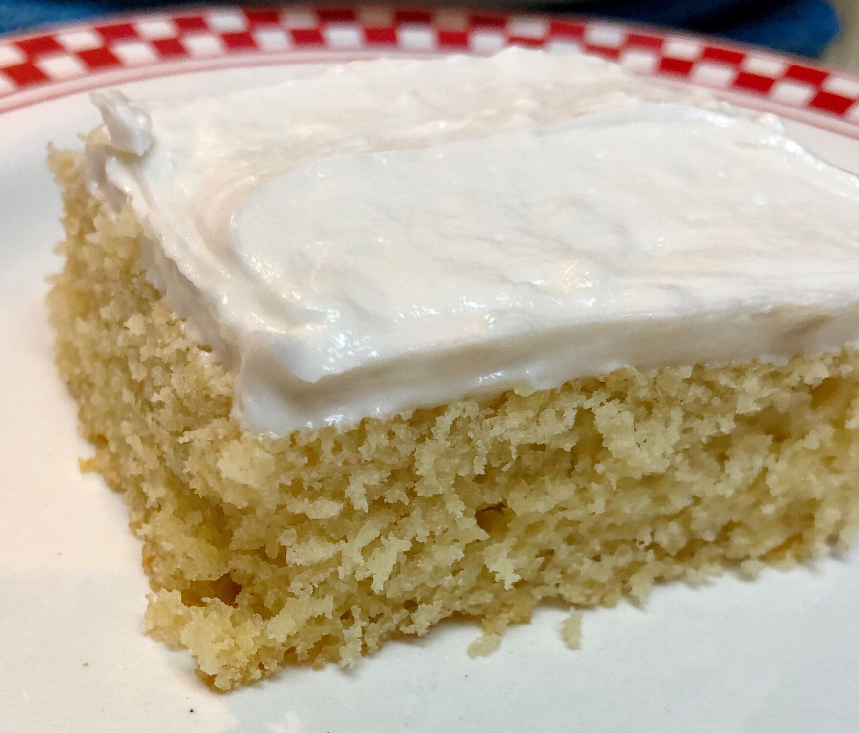 Vanilla Sheet Cake with Buttercream Frosting - Pattern Princess
