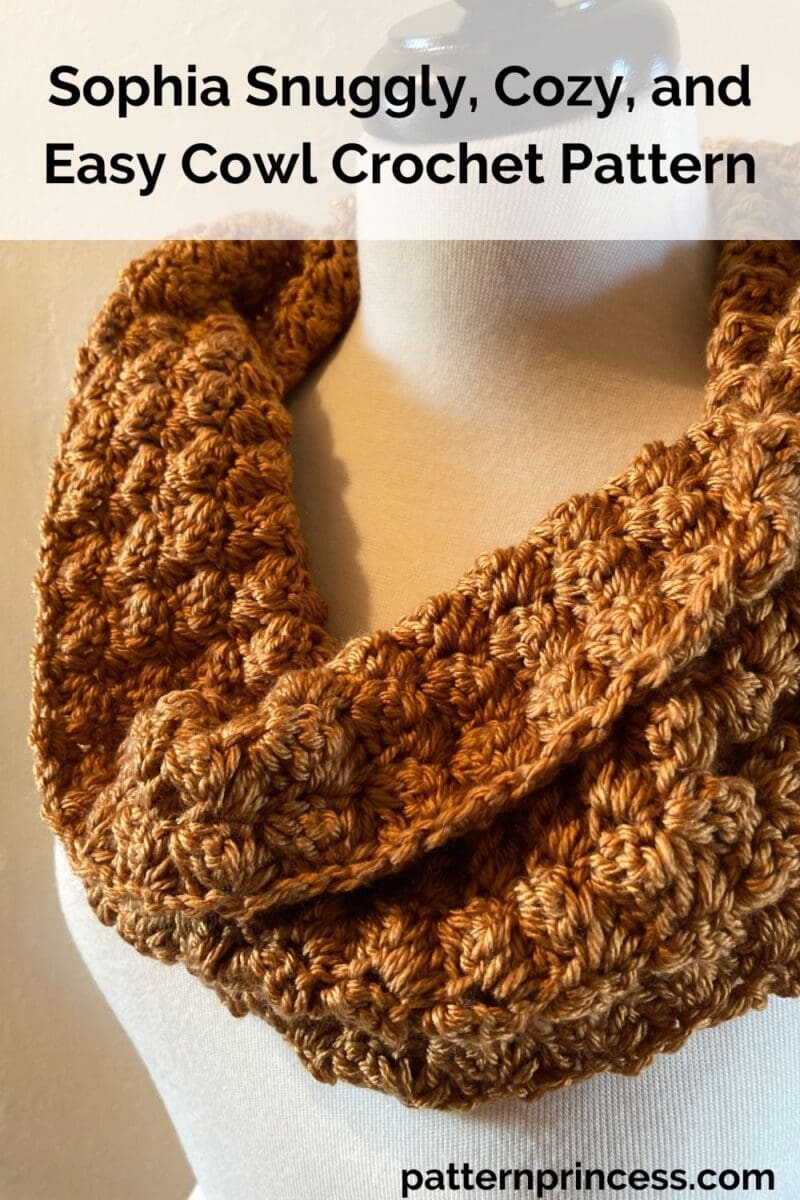Sophia Snuggly, Cozy, and Easy Cowl Crochet Pattern - Pattern Princess